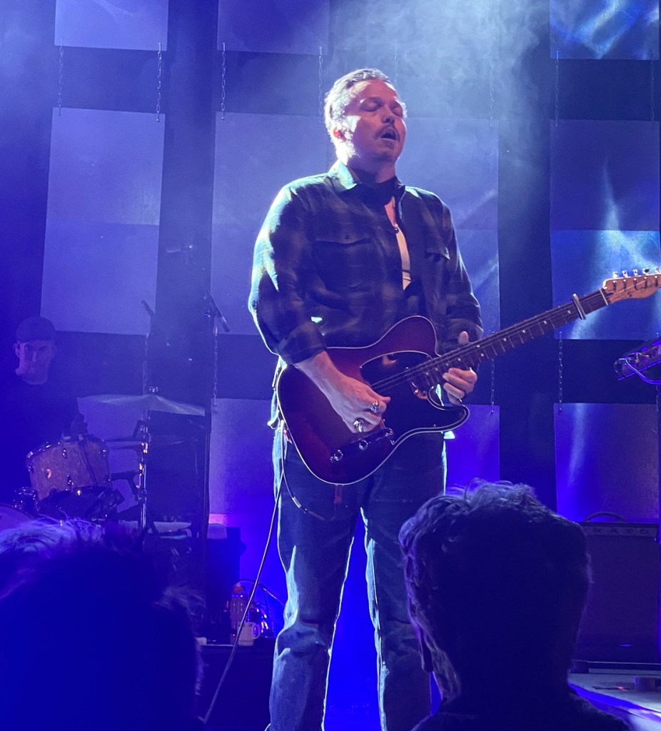 Jason Isbell reiser alene – Gubberock